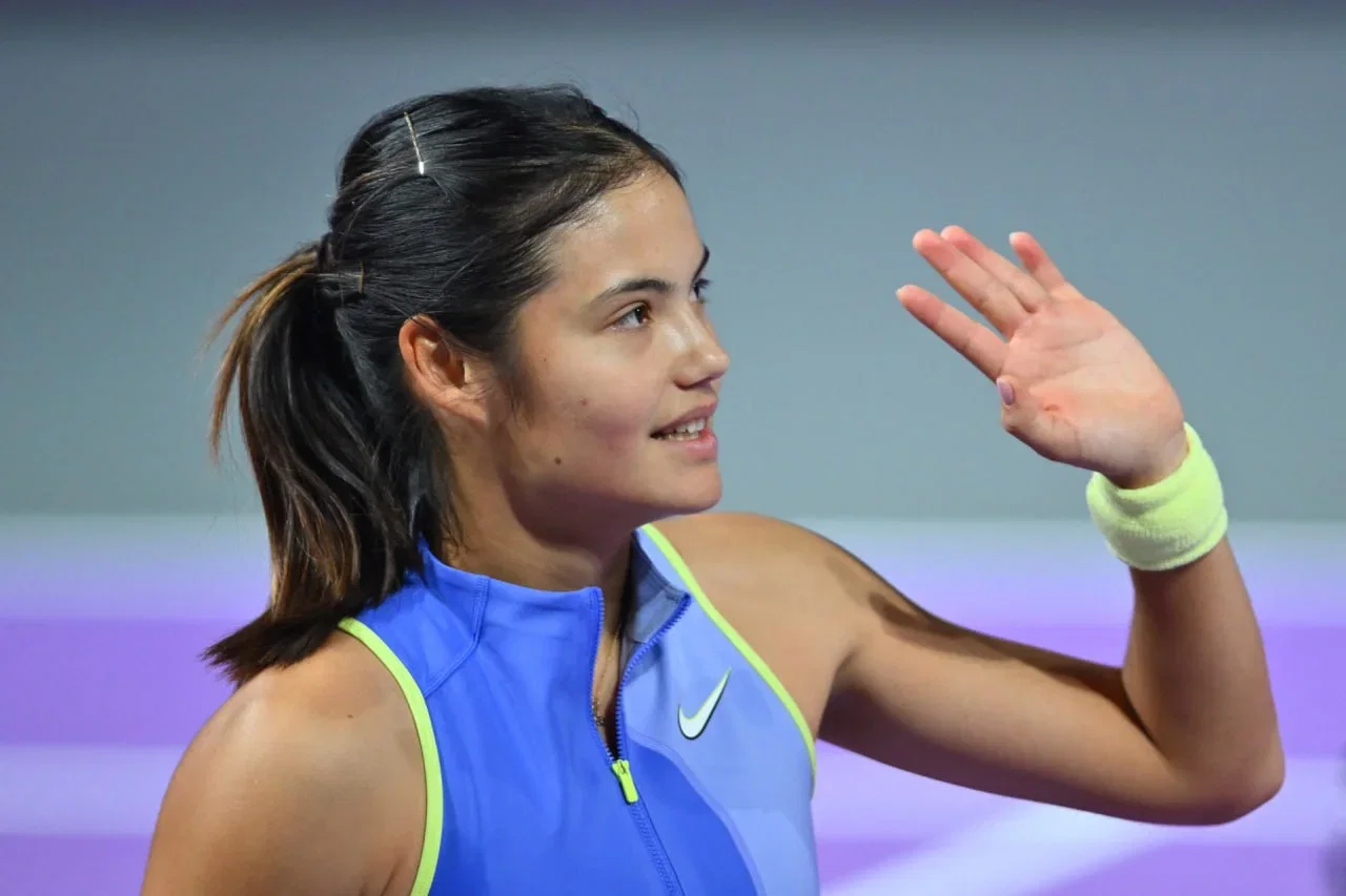 Après le Queen's, Emma Raducanu aperçue en couple à Londres