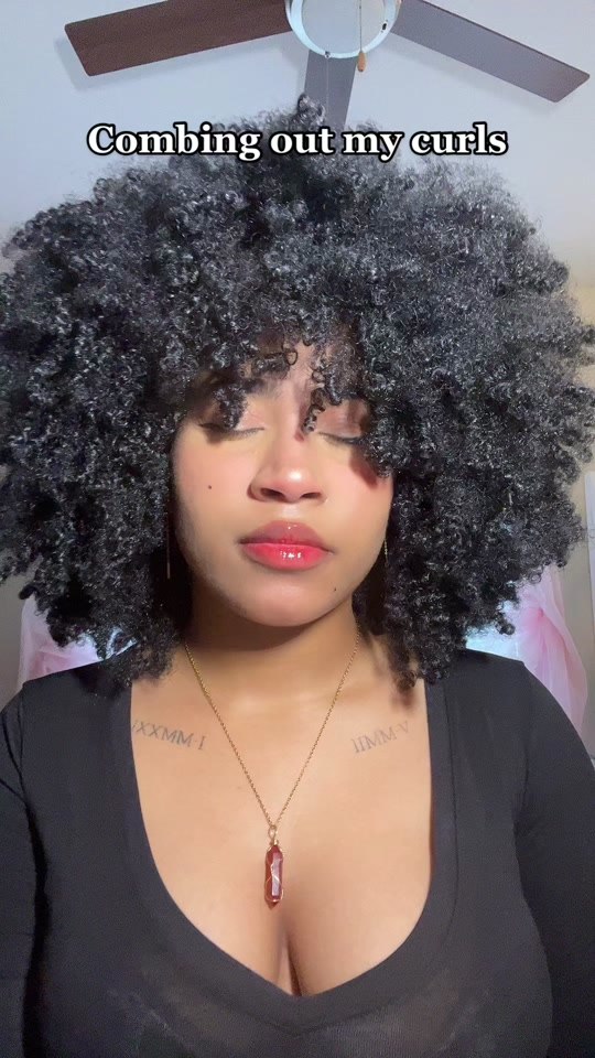 Detangling curly afro hair routine
