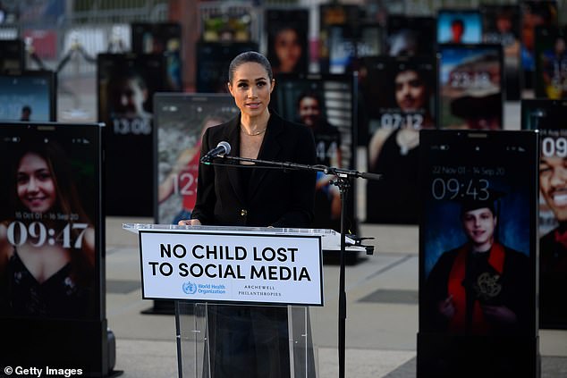 Harry and Meghan say Keir Starmer's social media ban for under-16s is a ...