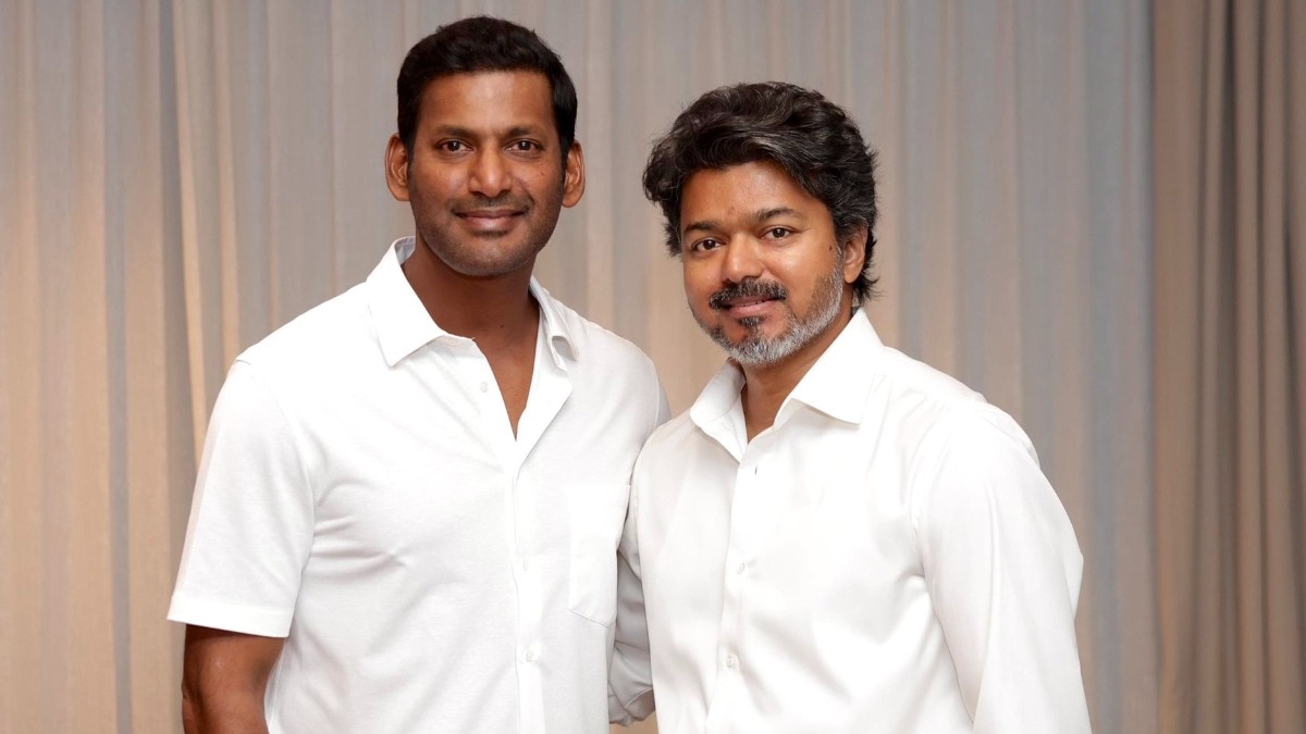 CM Vijay declines bouquet and shawl, actor Vishal uses the money to ...