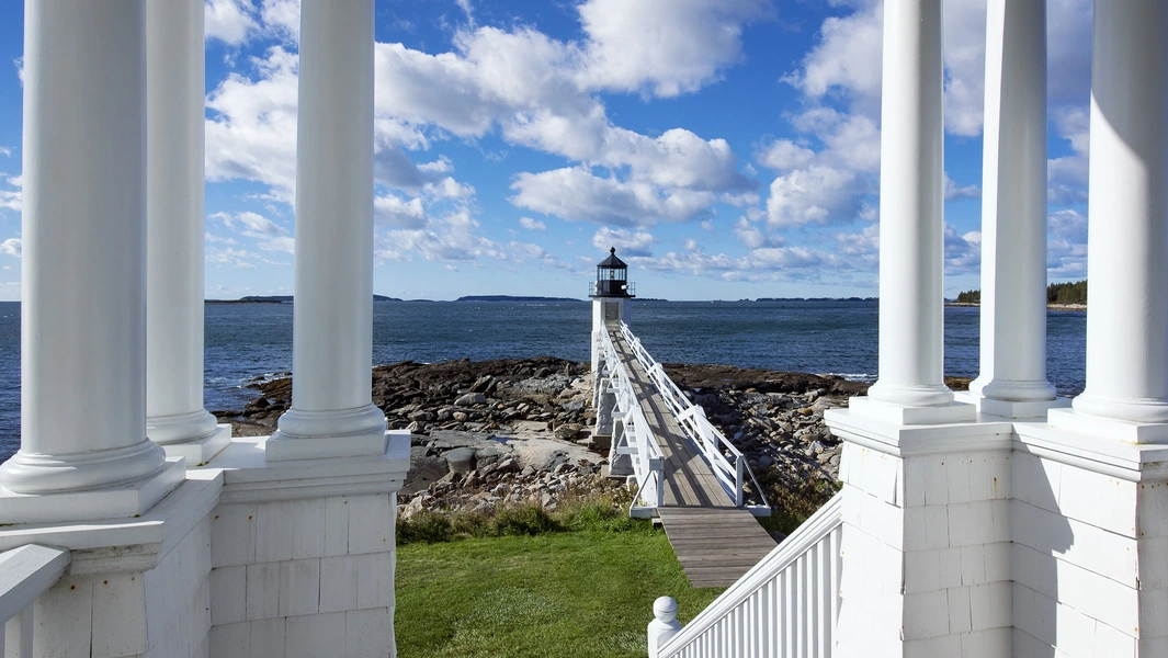 Exploring Maine's historic Marshall Point Lighthouse
