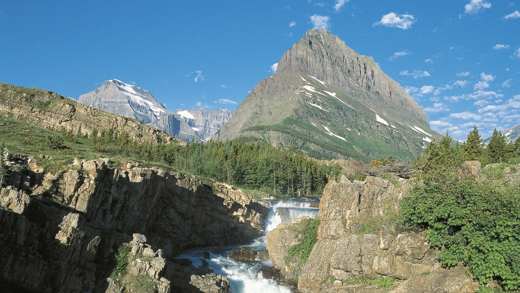 7 breathtaking waterfalls across Montana