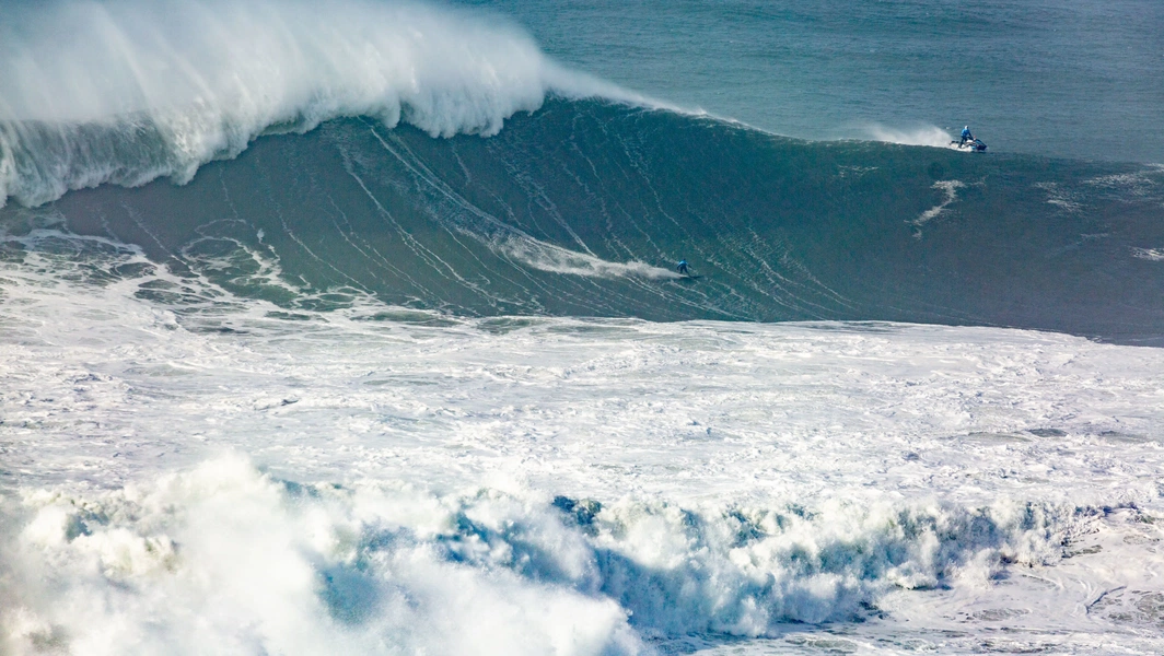 6 most dangerous surf spots on Earth