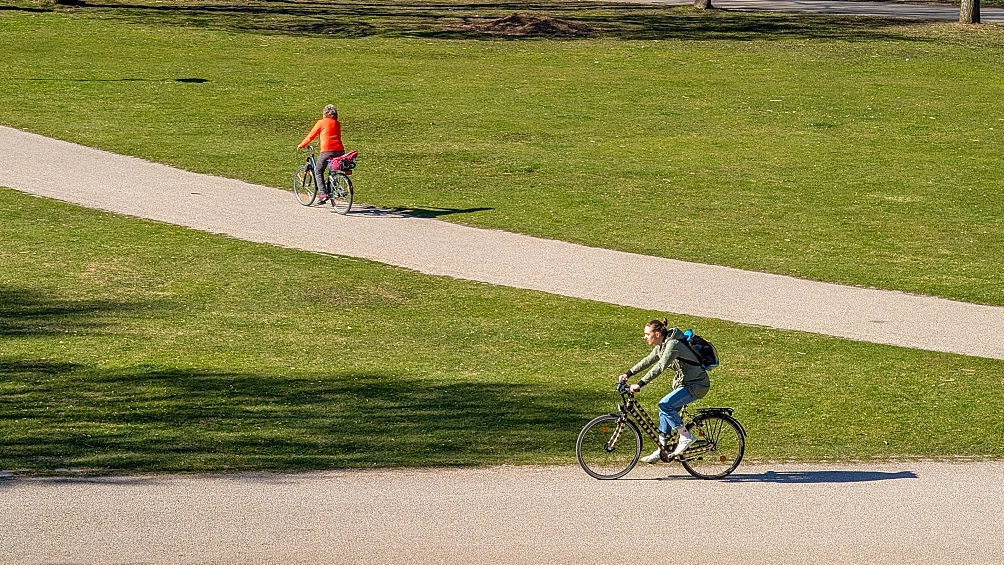 How daily cycling transforms body and mind