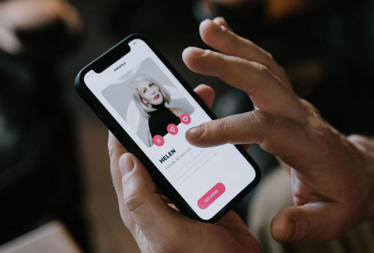 Dating apps made everyone feel replaceable and now singles are exhausted