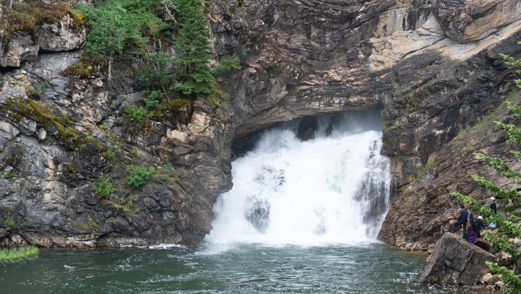 7 breathtaking waterfalls across Montana