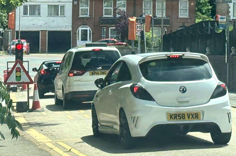 Fears faulty traffic lights could stay in place for weeks near new Aldi ...