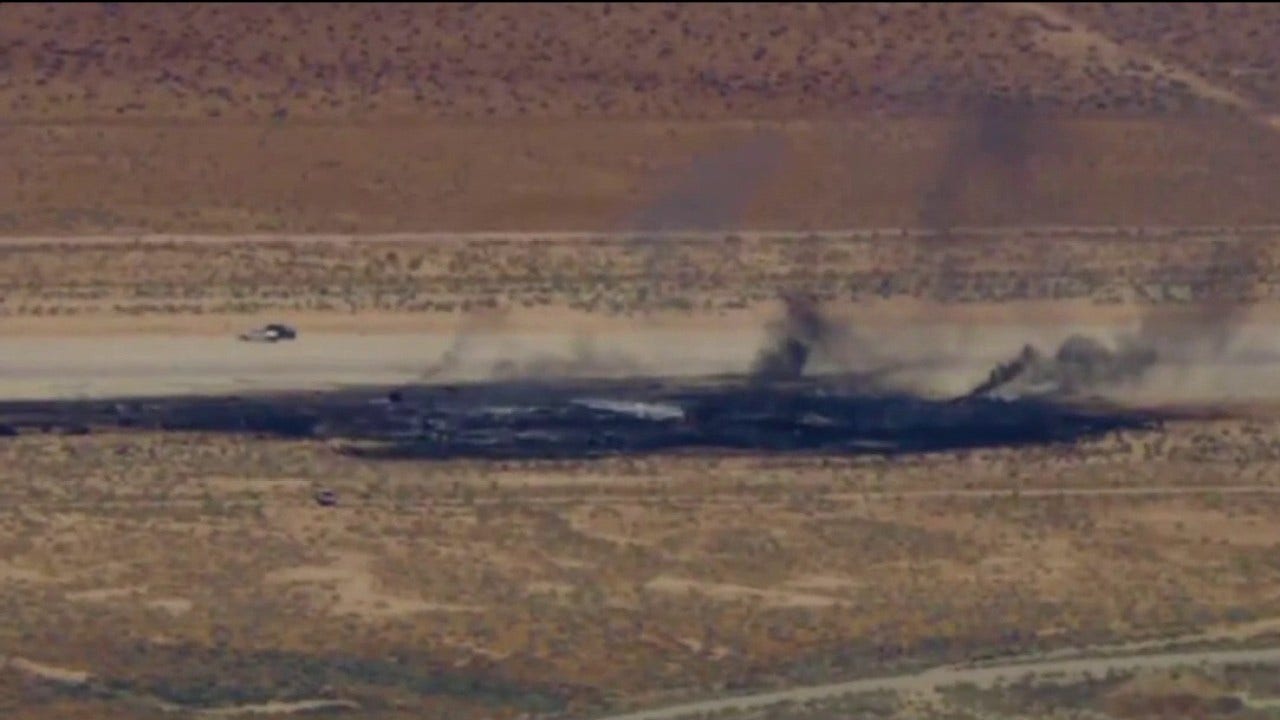 8 killed in B-52 Stratofortress crash at Edwards Air Force Base