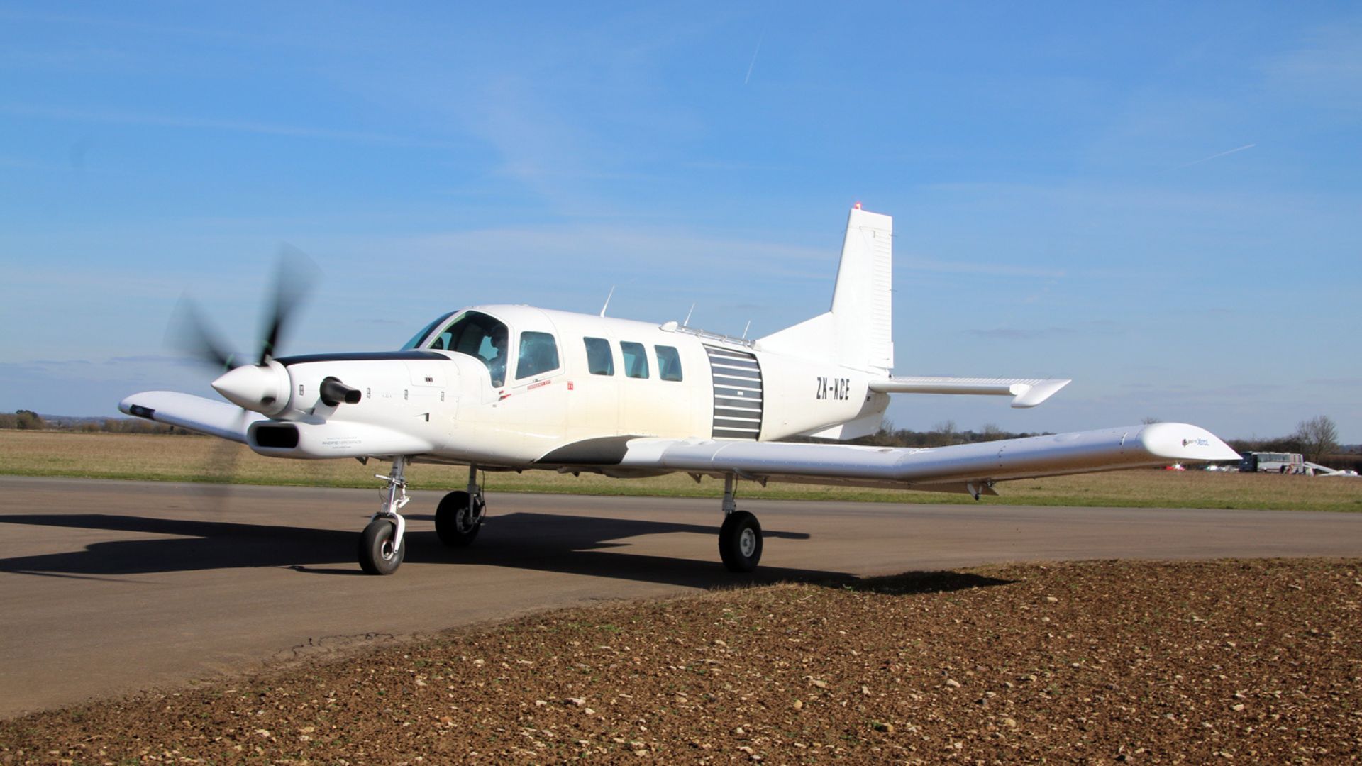 12 dead after brutal skydiving plane crash: What went wrong?