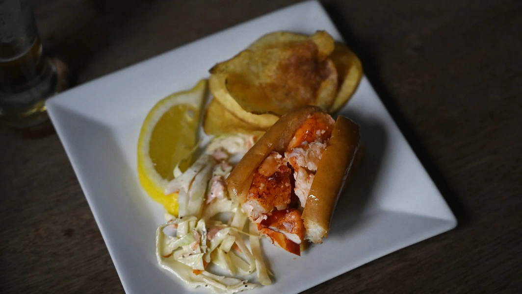 12 iconic regional dishes across the United States