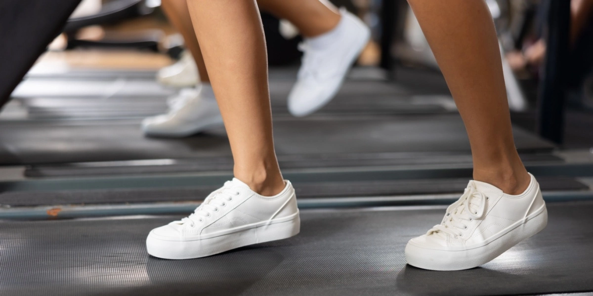 Say goodbye to your white sneakers: Another classic shoe is the summer ...