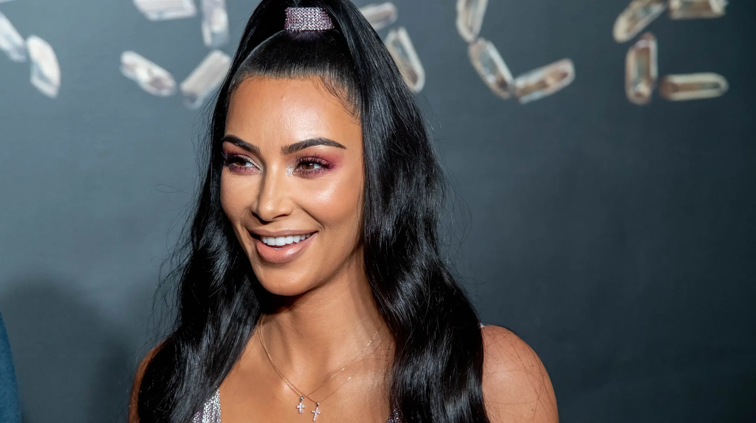 Kim Kardashian asiste al concierto de Ariana Grande en Los Ángeles: las ...
