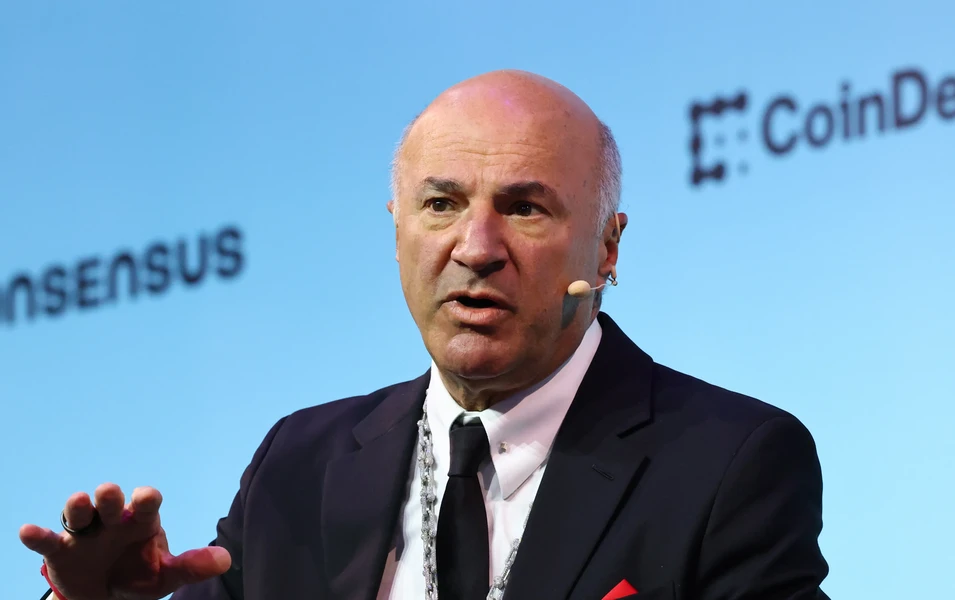 Kevin O’Leary warns pricey surprise gifts risk relationship strain
