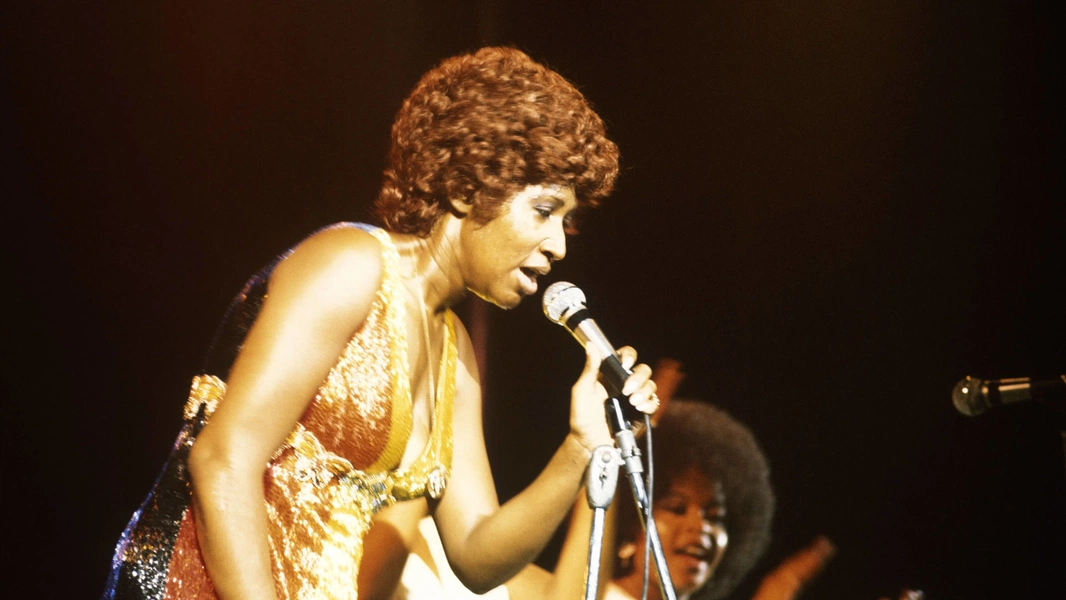 13 influential singers who shaped 1970s music