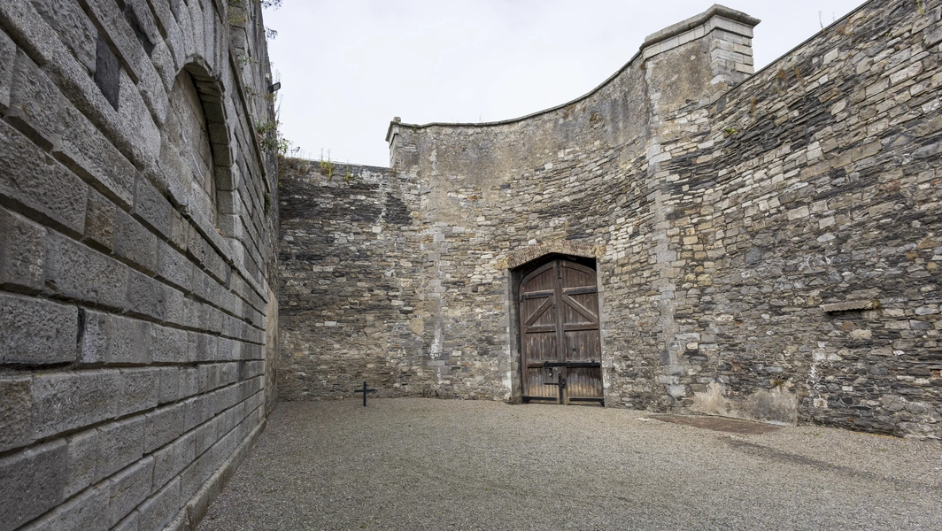 Ireland's historic landmarks and scenic wonders