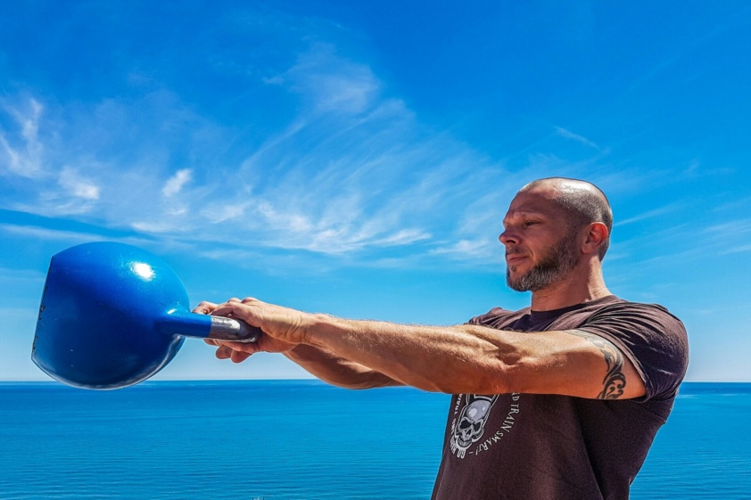 Kettlebell flow: A 30-minute full-body coordination routine
