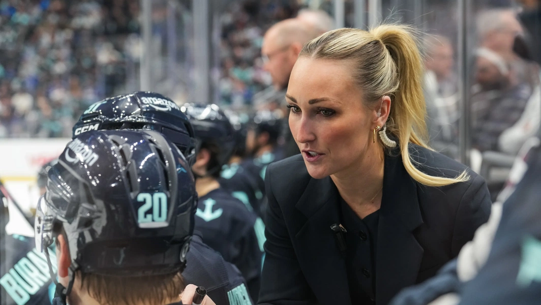 Jess Campbell reflects on breaking barriers in NHL coaching