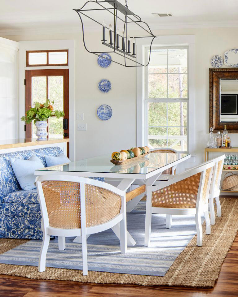 Nail the Nantucket look with these 6 designer-approved tips