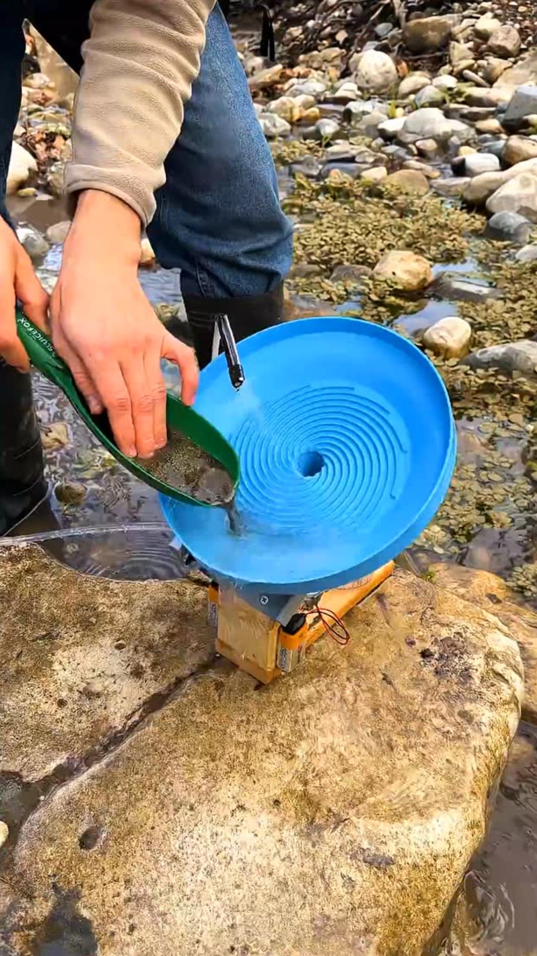 How gold hunting works: Reality behind DIY gold finding methods
