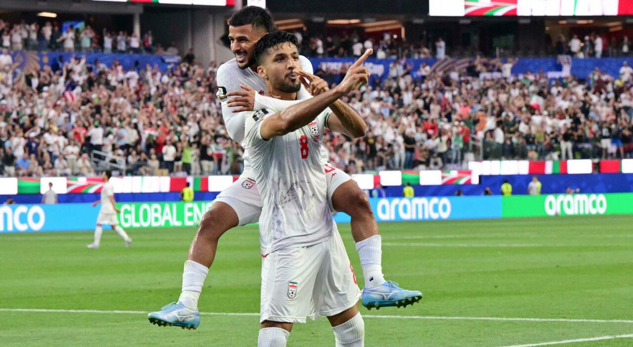 Iran-Nuova Zelanda 2-2, i fischi all'inno e poi gli applausi finali ai ...