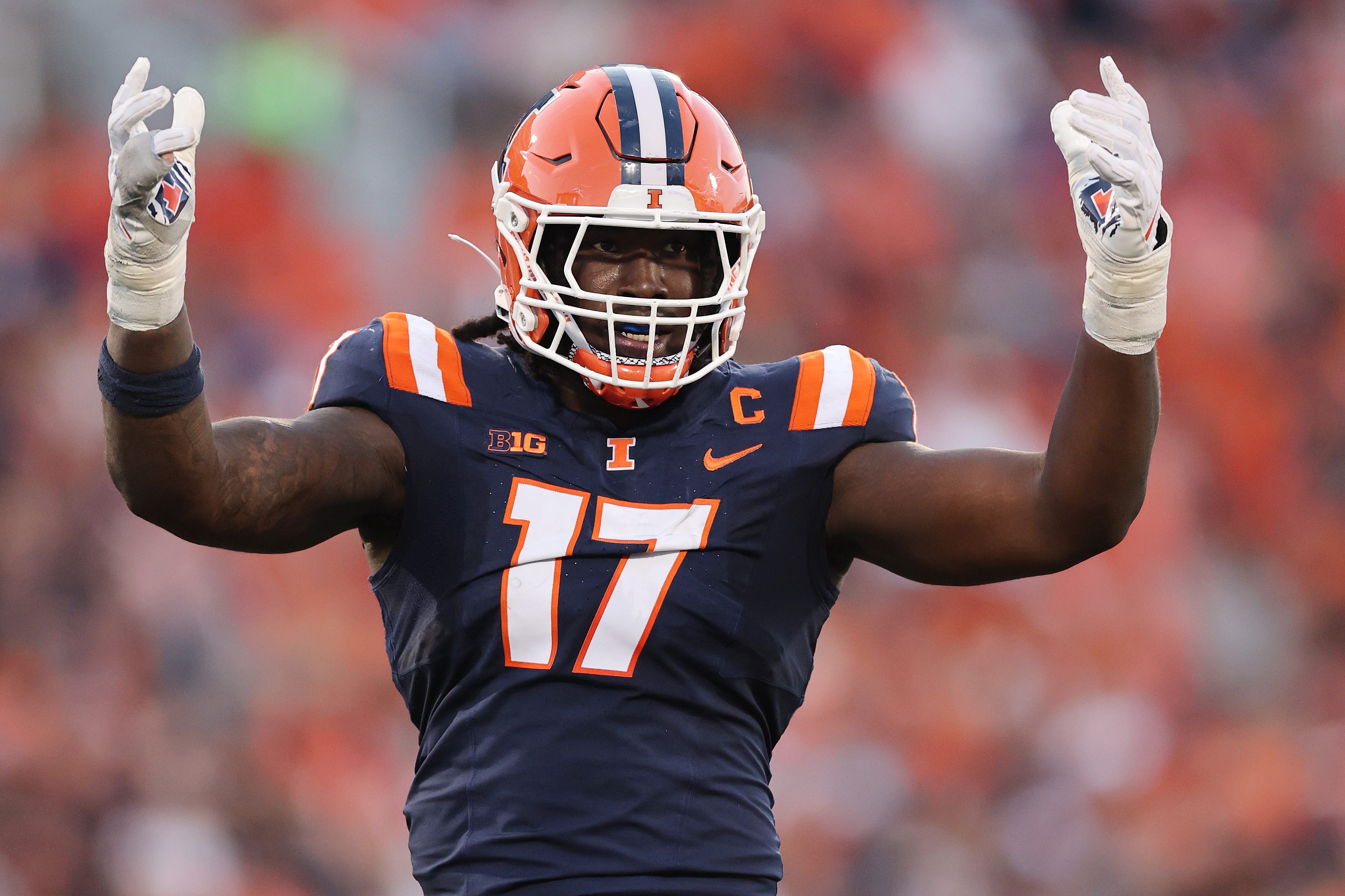 Video of Patriots rookie Gabe Jacas training surfaces amid controversy