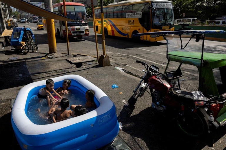 Casi todos los niños del mundo están expuestos a riesgos climáticos ...