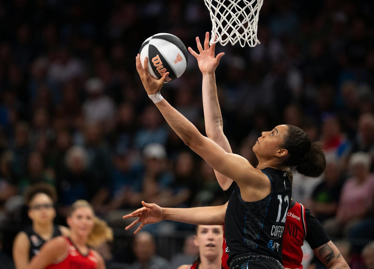 Lynx rout expansion Fire 107-74 to get back on winning track