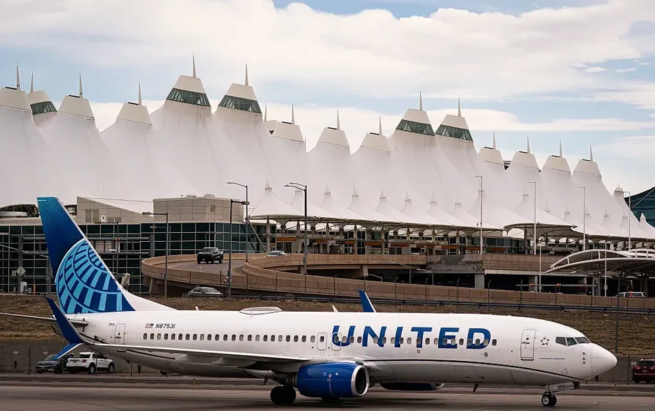 Denver airport delays hit 800 flights amid runway, weather issues