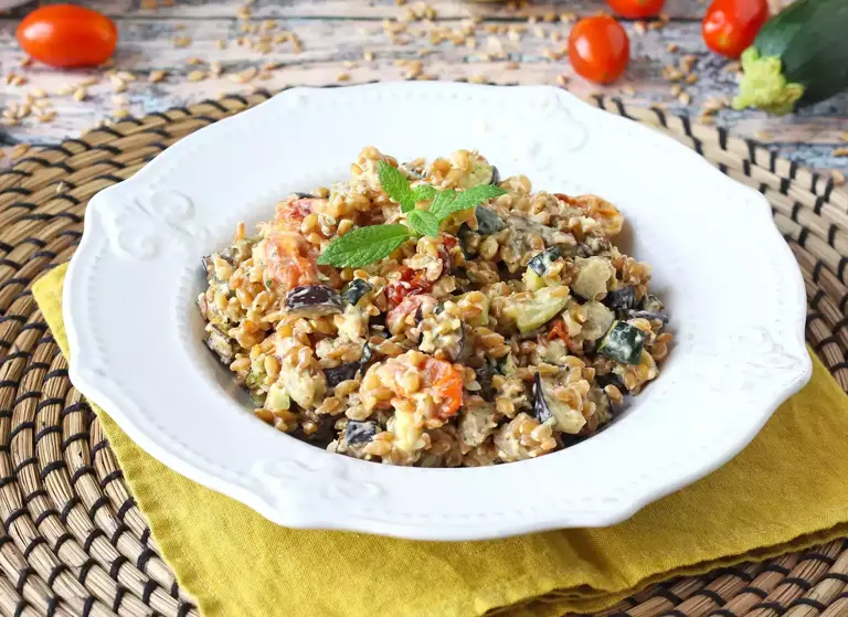 Creamy farro salad with zucchini, eggplant and cherry tomatoes