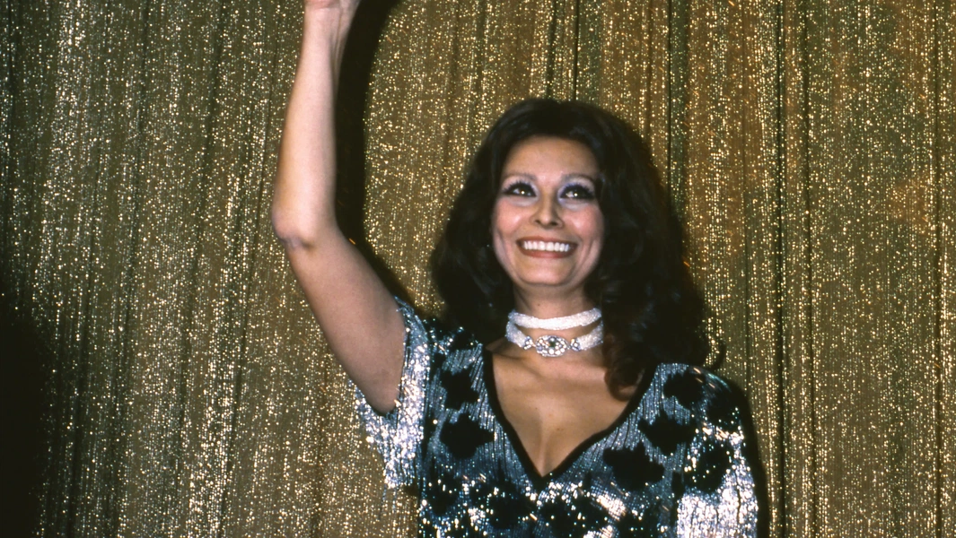 4 iconic 1970s fashion moments