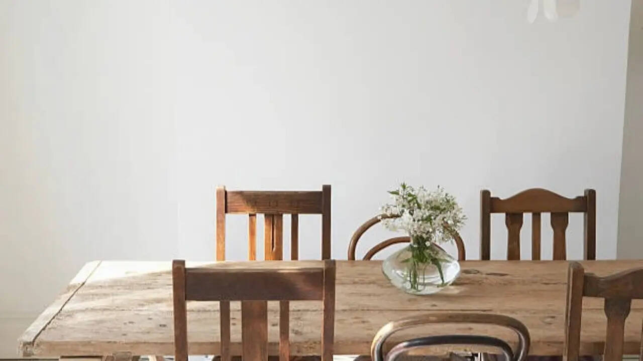 Marble vs solid wood dining table: 7 differences every homeowner should ...