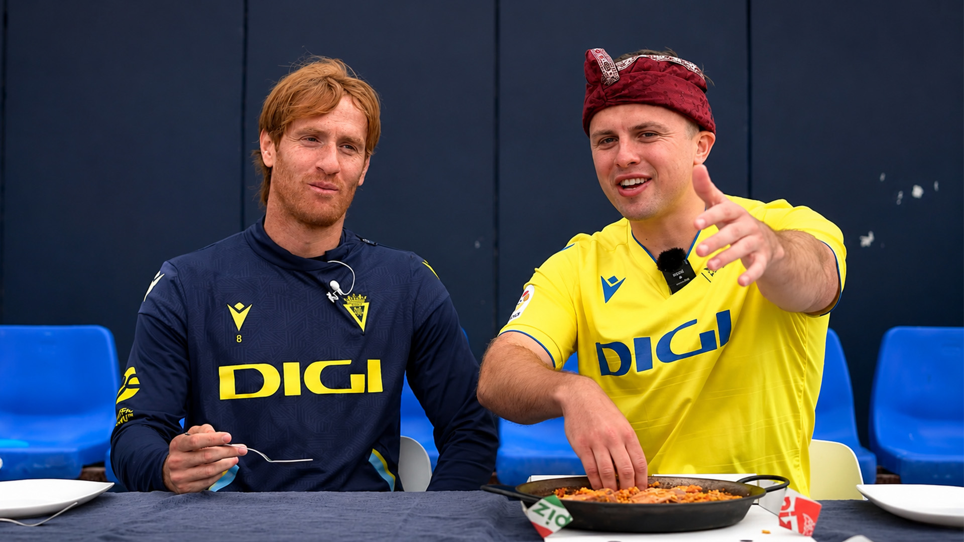 Can Indonesian food win over football personalities?