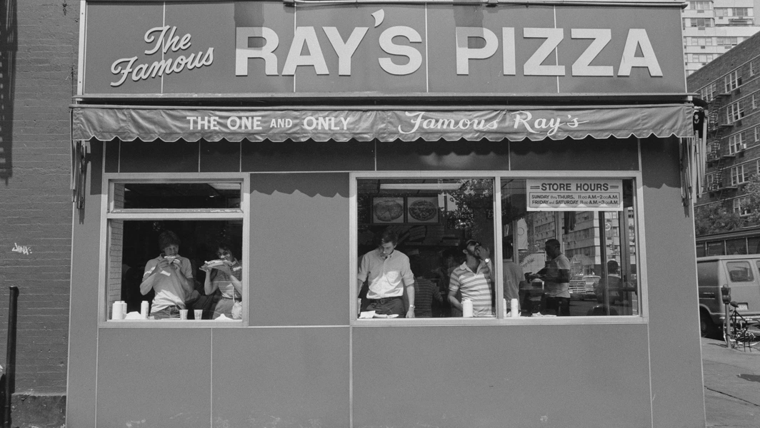 6 once-popular pizza chains that declined or disappeared