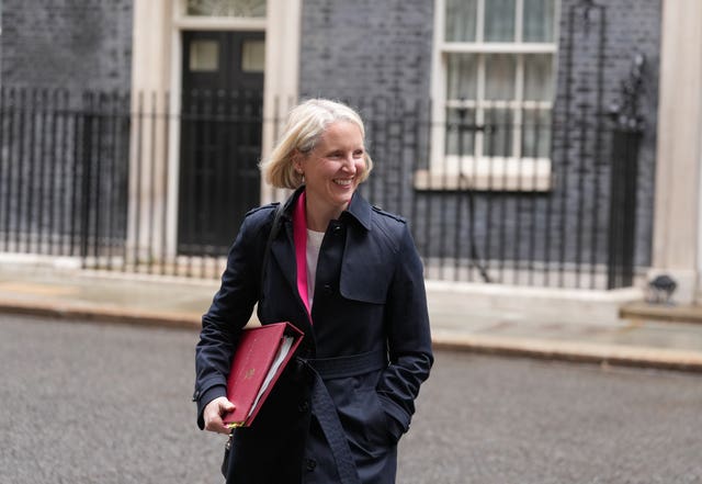 £10bn Thames Water rescue bid poses 'unfair costs to customers' – minister
