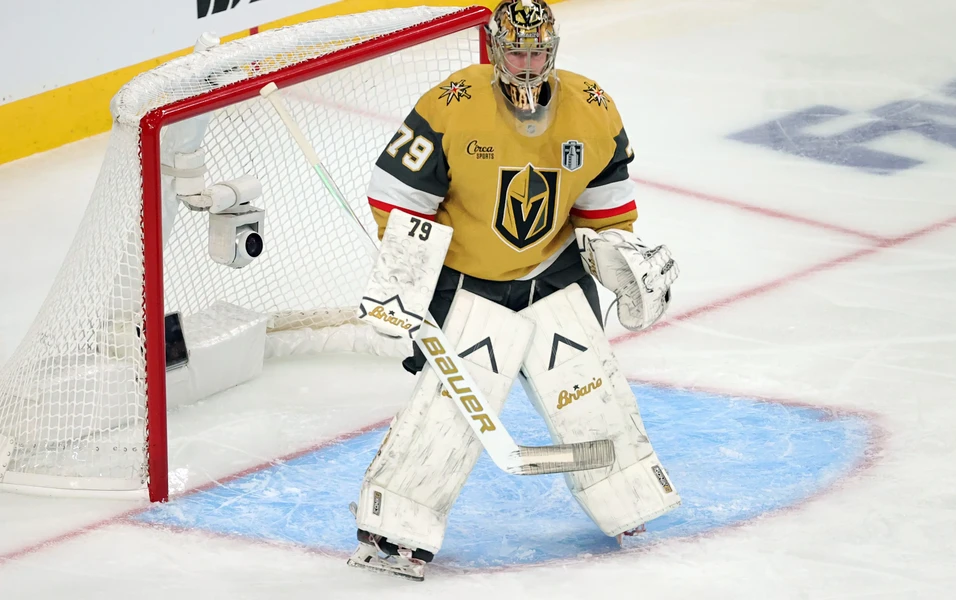 Carter Hart’s viral heartbreak defines Golden Knights’ Cup loss
