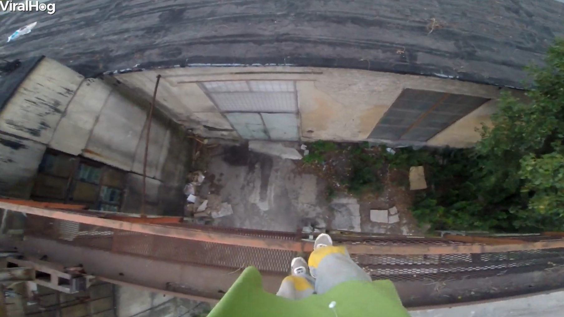 Parkour stunt gone wrong