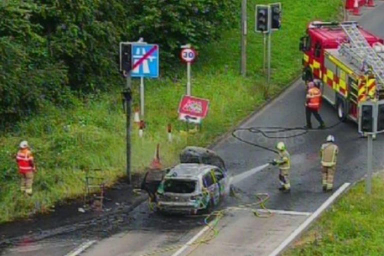 Car fire 'spread to traffic lights' in blaze by M6