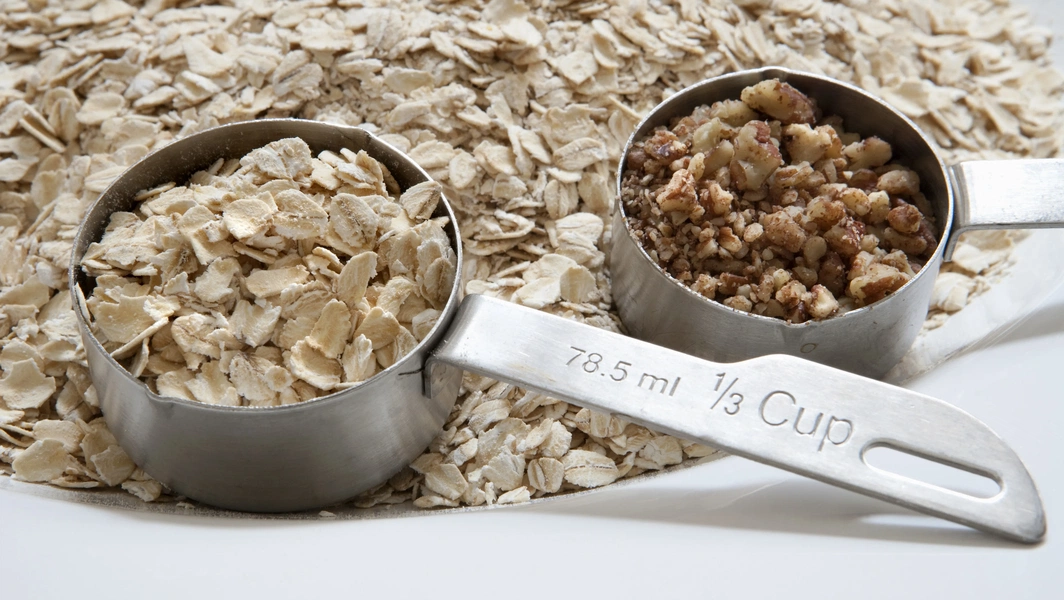 No-bake blueberry oat bar variations and tips