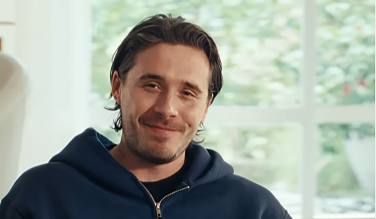 Beckham family friends hit out at Brooklyn over 'shocking' new advert