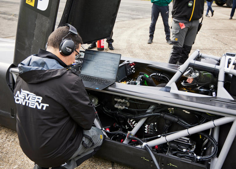 JCB Hydromax begins testing ahead of high-speed record attempt