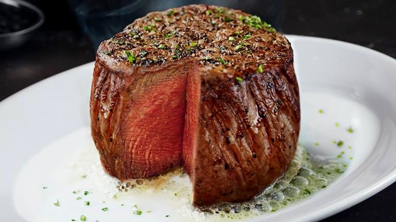 5 steaks to order and 5 steaks to skip at Ruth's Chris Steak House