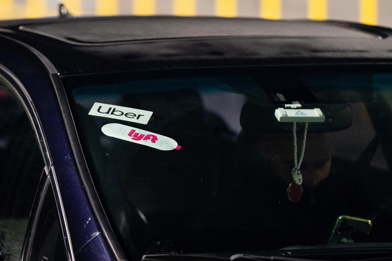 On Uber and Lyft, different prices for the same ride raise questions ...