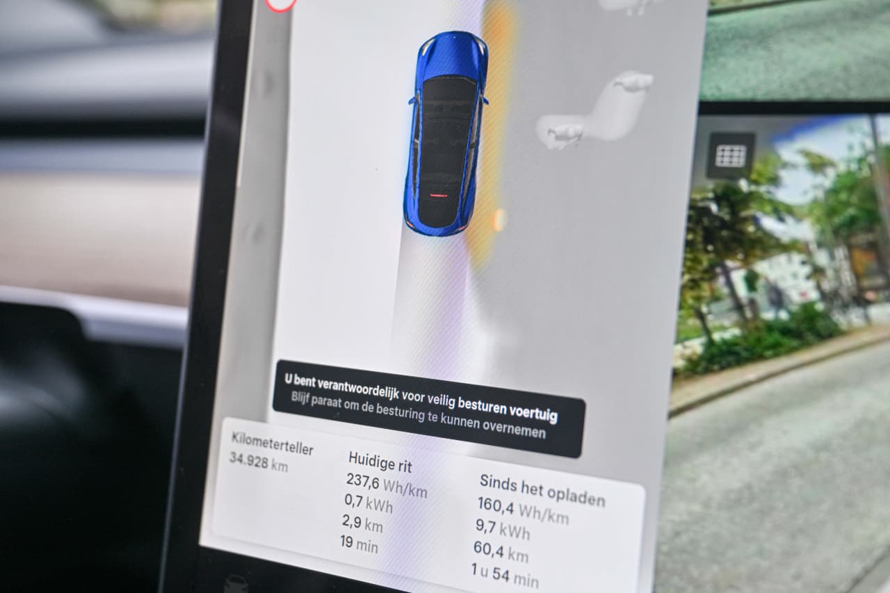 Tesla stock can’t escape SpaceX’s gravity