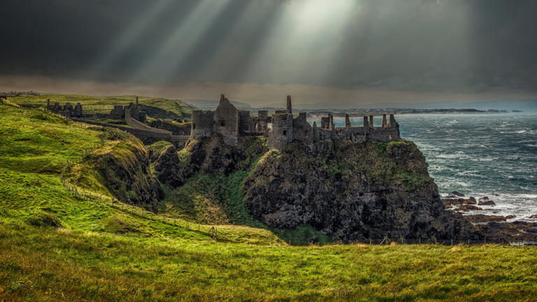 In Ireland, these 10 stunning castles will make you feel like you’re in ...