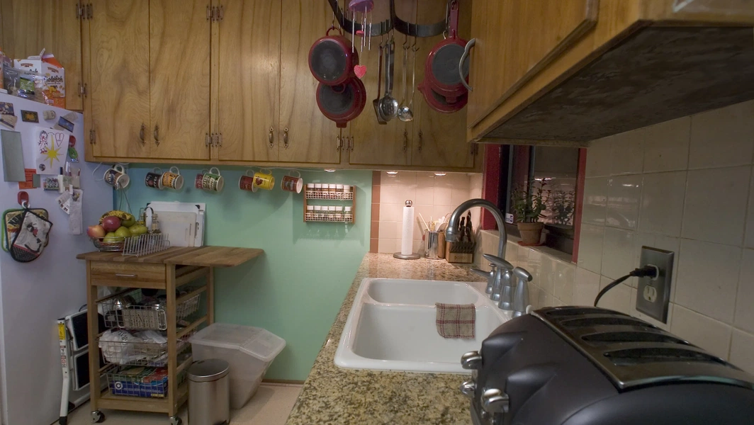 6 affordable kitchen upgrades for under $200
