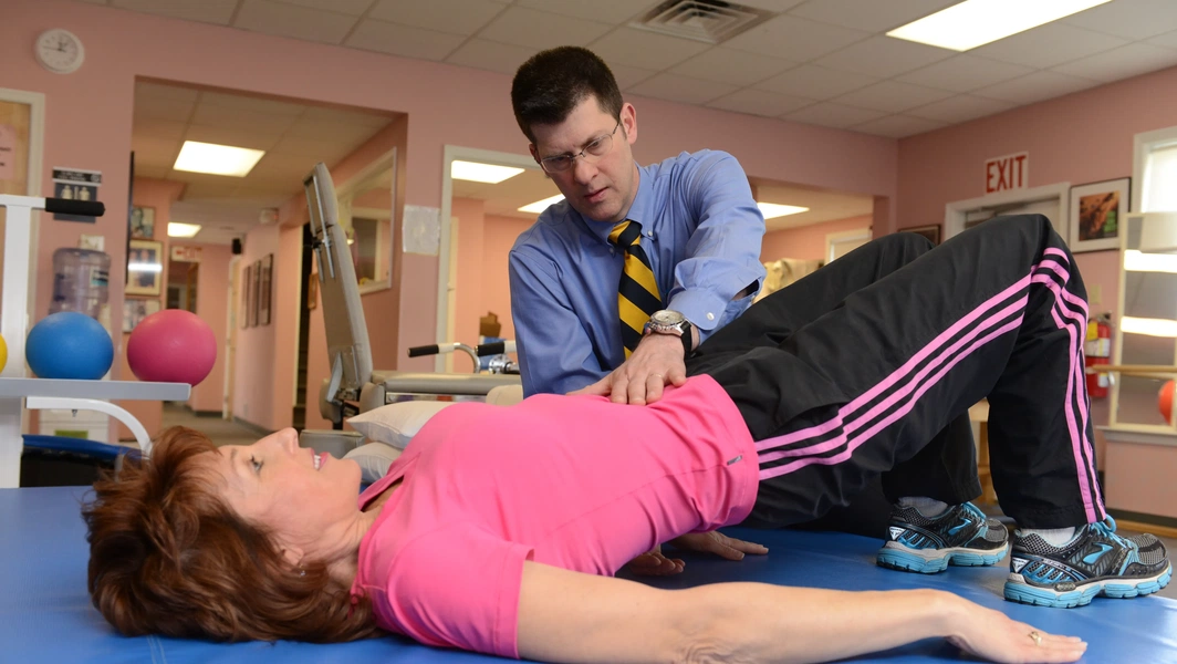 Bed exercises to build core strength after 60