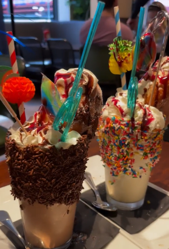 Best milkshake shop experience: Creamy milkshakes & signature flavors ...
