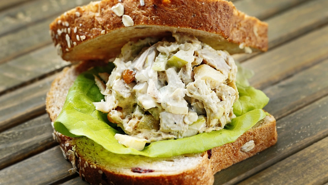 11 easy and flavorful canned chicken recipes