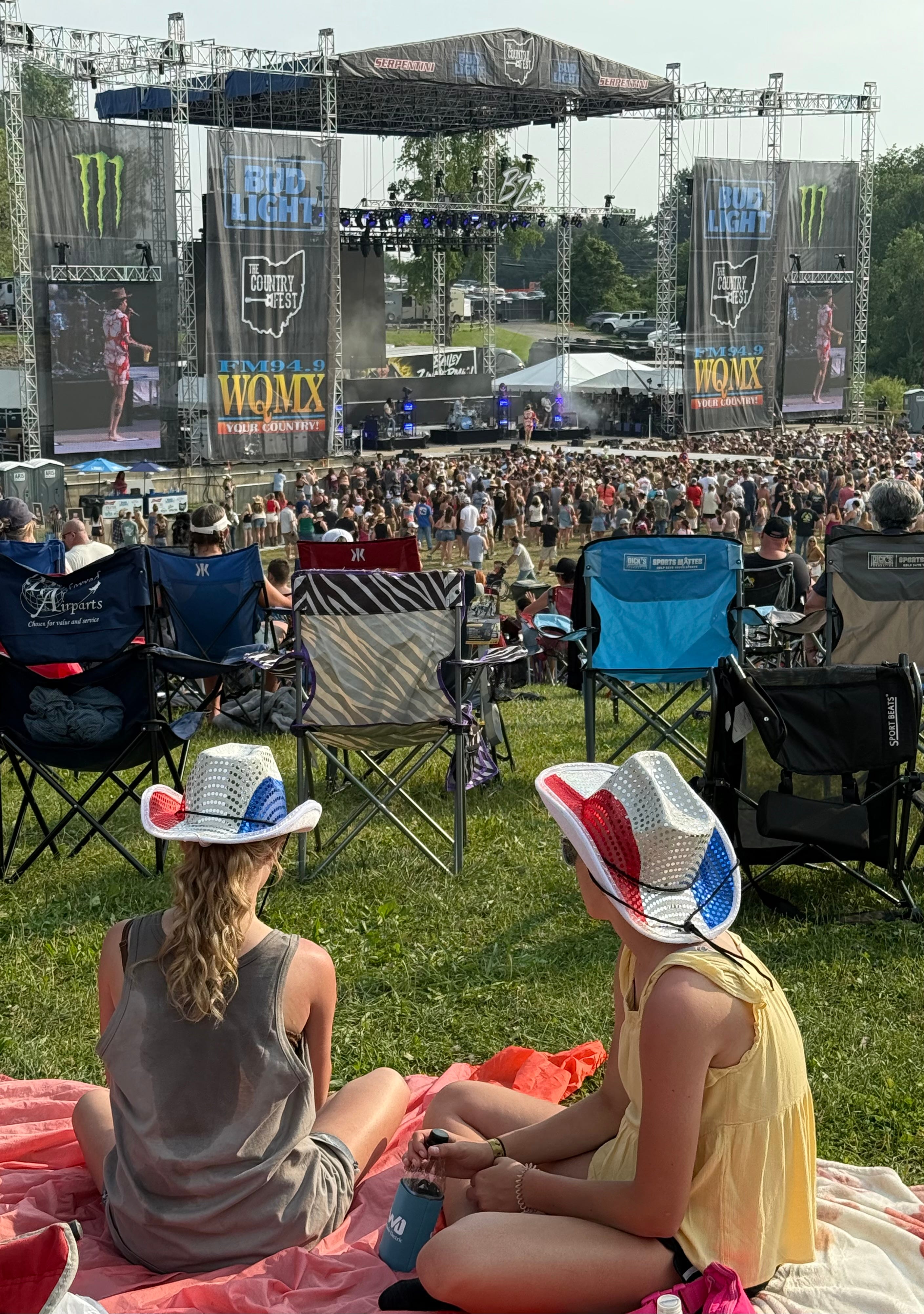 Cold beer, good music and good times. What to know about Country Fest