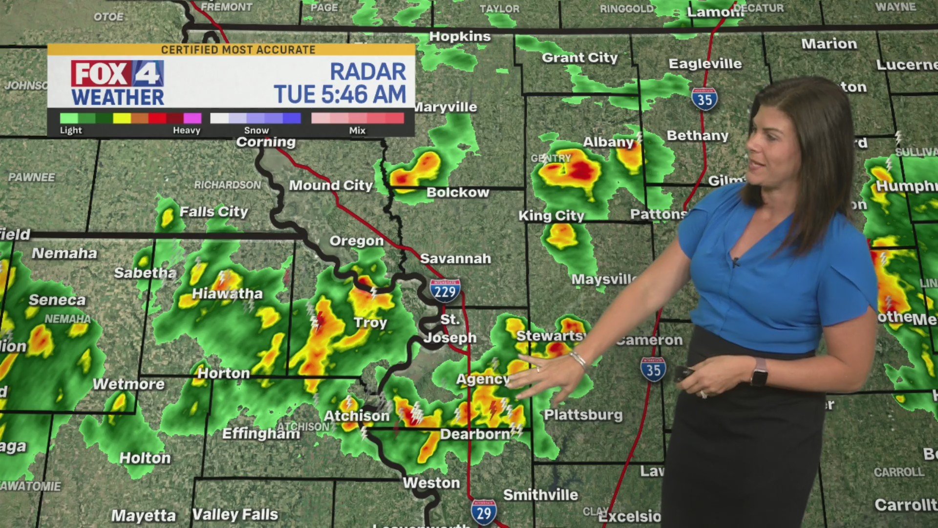 FOX4 forecast: AM rain, then increasing sun